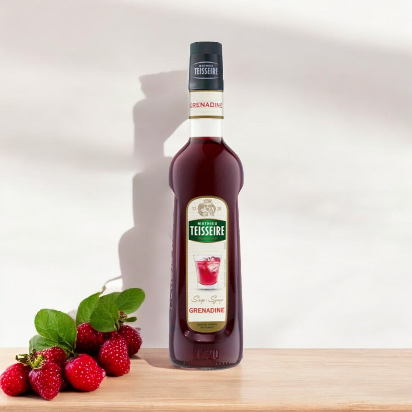 Teisseire Grenadine Syrup Professional, 23.6 fl oz – Truly Foodie